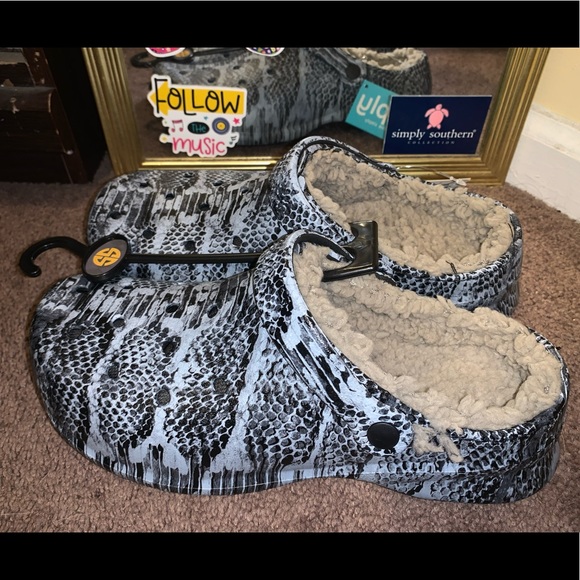 Simply Southern | Shoes | Simply Southern | Poshmark